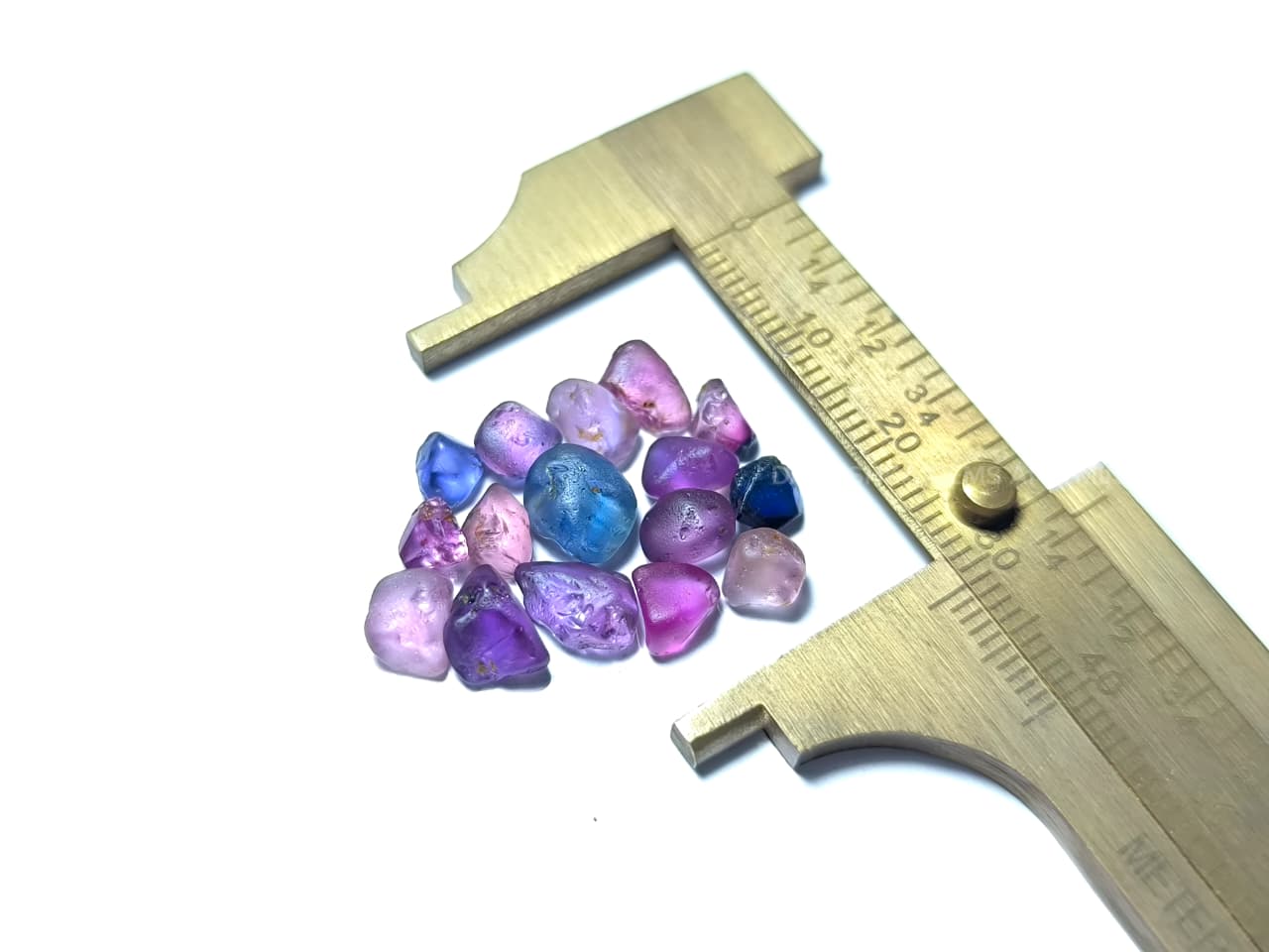 Facet Grade Ceylon Natural Sapphire Rough – Mixed Colors